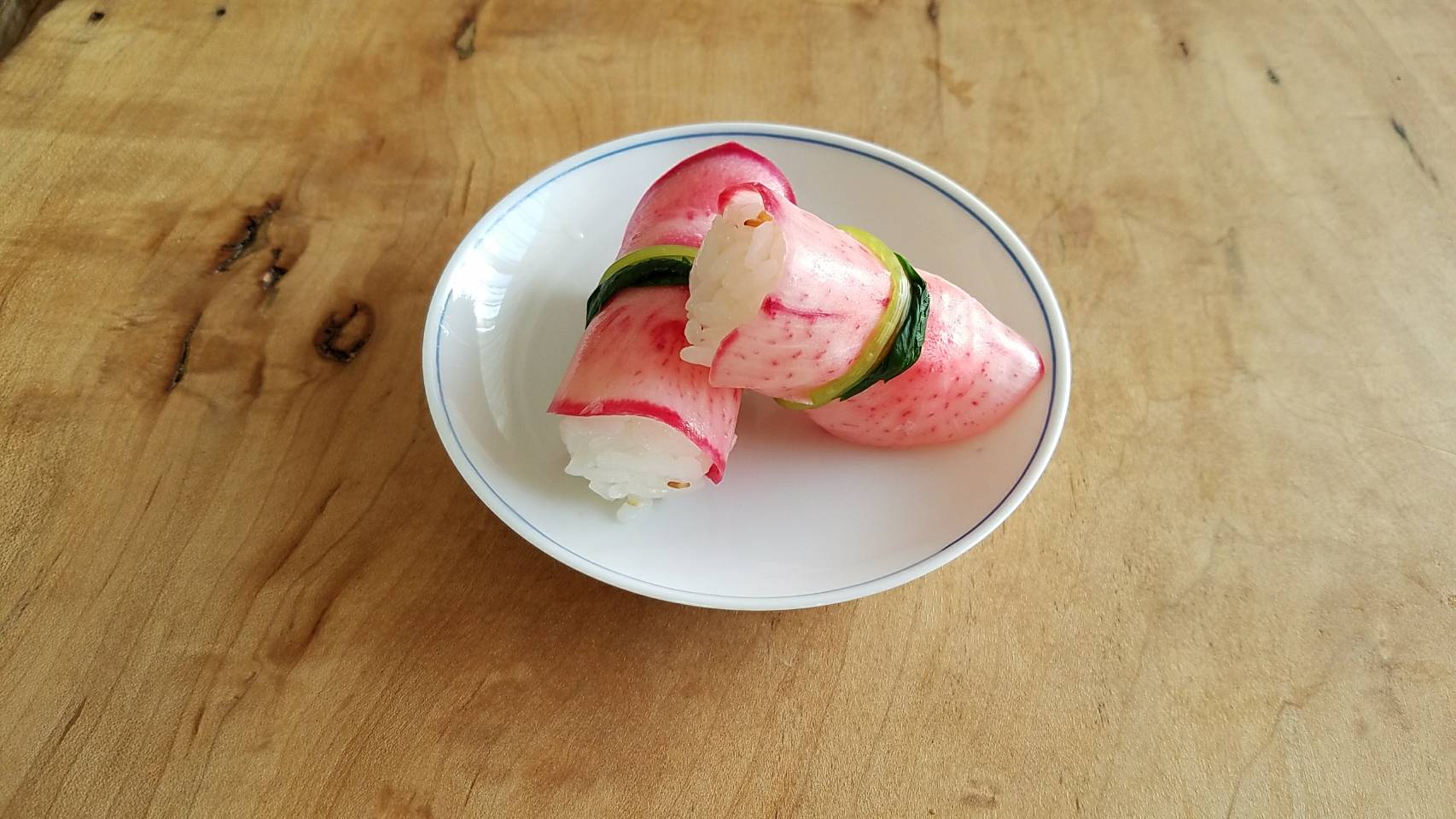 Red Turnip Senmai-dzuke Nigiri – KitchenNippon